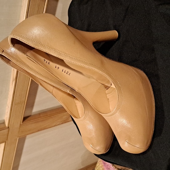 Vivienne Westwood | Shoes | Vivienne Westwood Vintage Y2k Heel Pump 4 ...